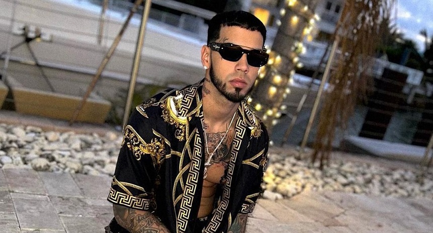 Mostrando el...: La inesperada foto de Anuel AA que causó revuelo y dio ...