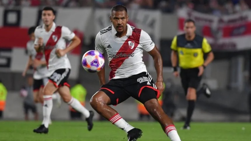 Salomón Rondón debutó con River y se ganó el respeto de los fanáticos