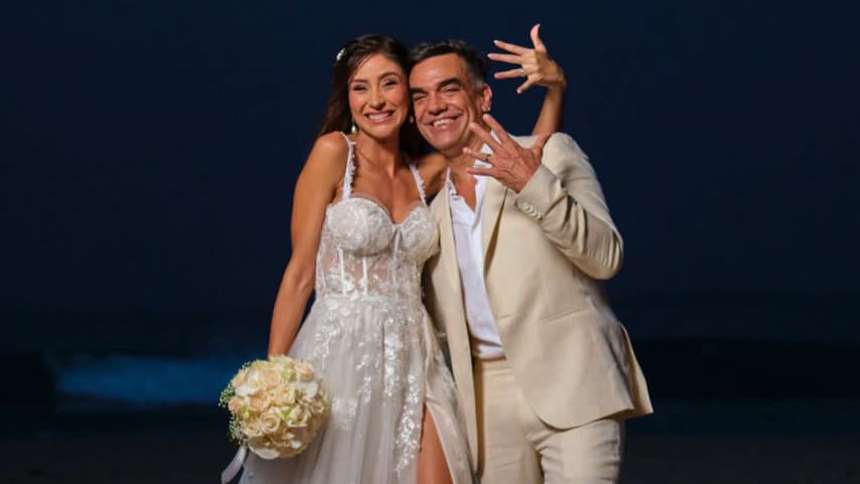 ¡se Lanzaron Al Agua Las Fotos De La Boda De Antonella Massaro Y Asier