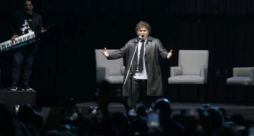 ¿Una estrella de rock? Así fue el show musical de Javier Milei durante ...