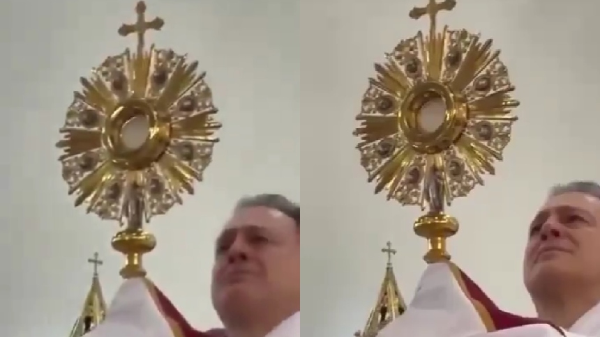 Hostia latió como corazón en una misa por Venezuela y Colombia